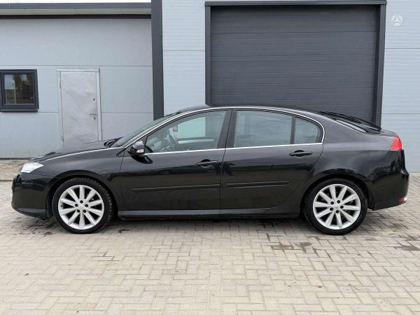 Melns Renault Laguna 2007 Viļņa, ar dzinēja tilpumu 2.00 L un nobraukumu 207 tūkst. km par 1750 €, foto 3 vietnē AUTOMOTO.COM.LV