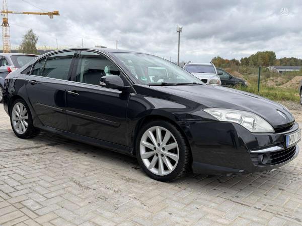 Melns Renault Laguna 2007 Viļņa, ar dzinēja tilpumu 2.00 L un nobraukumu 207 tūkst. km par 1750 €, foto 8 vietnē AUTOMOTO.COM.LV