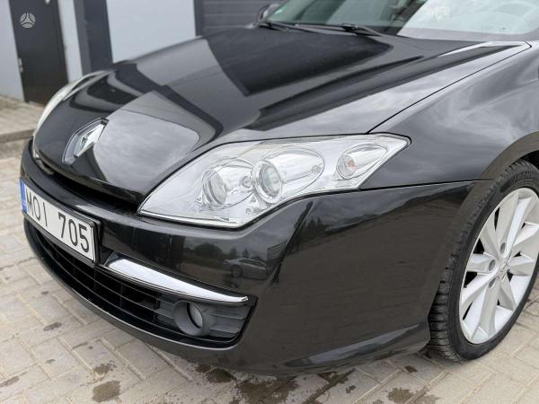 Melns Renault Laguna 2007 Viļņa, ar dzinēja tilpumu 2.00 L un nobraukumu 207 tūkst. km par 1750 €, foto 10 vietnē AUTOMOTO.COM.LV
