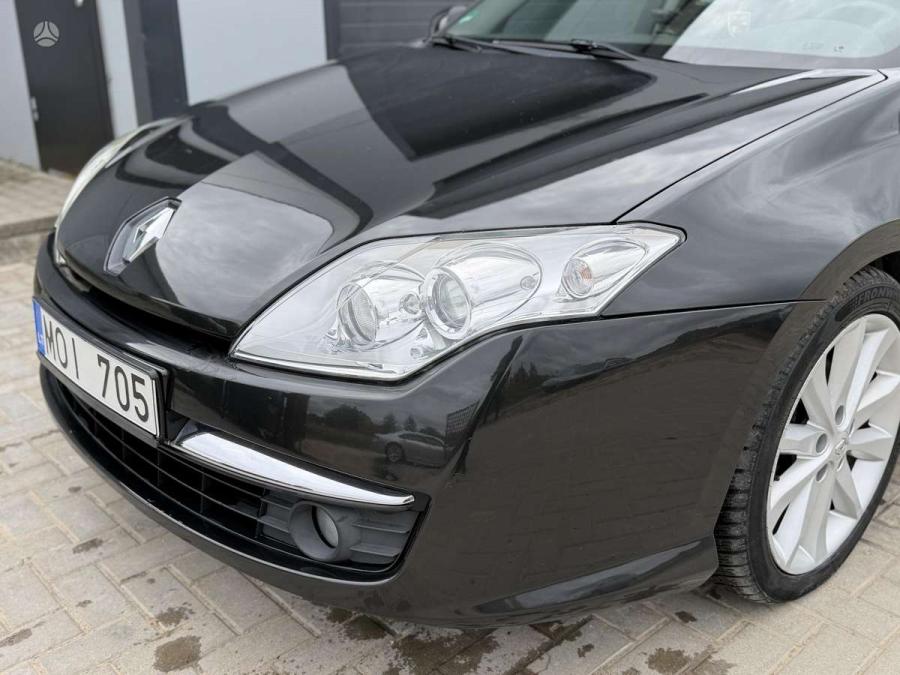 Melns Renault Laguna 2007 Viļņa, ar dzinēja tilpumu 2.00 L un nobraukumu 207 tūkst. km par 1750 €, foto 10 vietnē AUTOMOTO.COM.LV