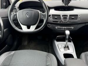 Melns Renault Laguna 2007 Viļņa, ar dzinēja tilpumu 2.00 L un nobraukumu 207 tūkst. km par 1750 €, foto 20 vietnē AUTOMOTO.COM.LV
