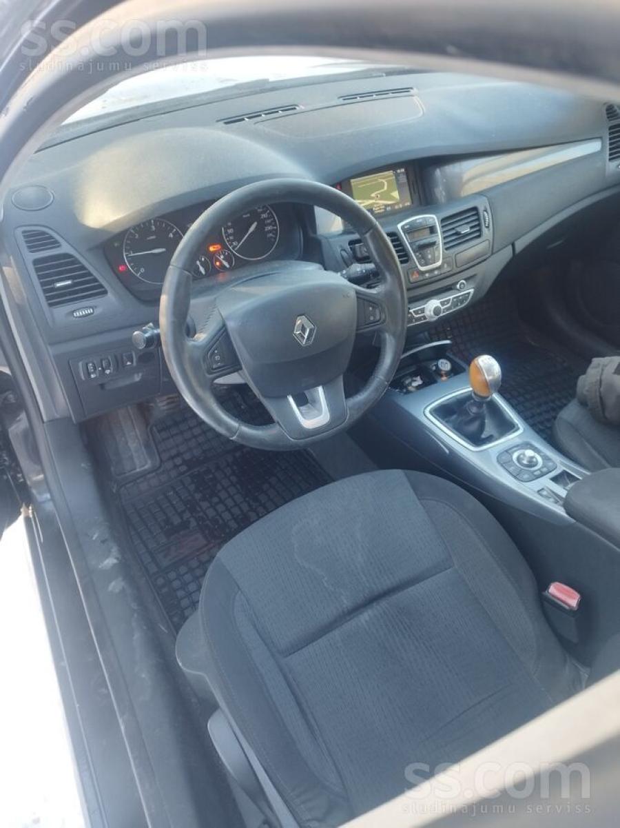 Melns Renault Laguna 2009 Rīga, ar dzinēja tilpumu 1.50 L un nobraukumu 476 tūkst. km par 1400 €, foto 8 vietnē AUTOMOTO.COM.LV