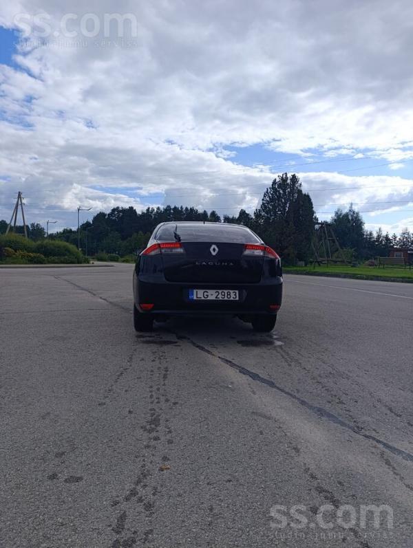 Black Renault Laguna 2009 in Aizkraukle, with an engine capacity of 1.50 L and mileage of 333 thousand km for 2300 €, photo 4 on AUTOMOTO.COM.LV