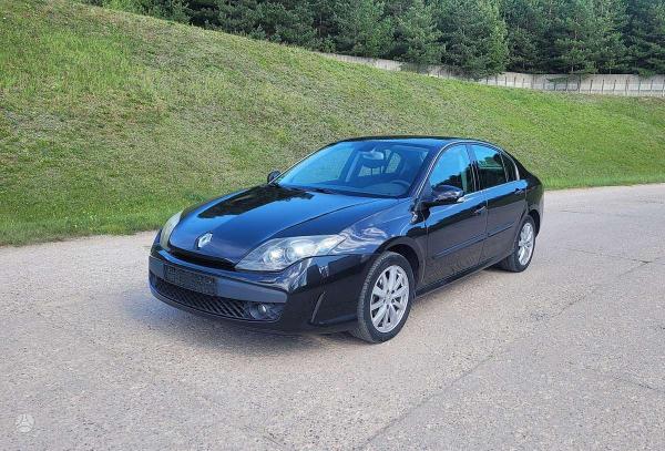 Black Renault Laguna 2011 in Vilnius, with an engine capacity of 1.46 L and mileage of 319 thousand km for 2690 €, photo 1 on AUTOMOTO.COM.LV