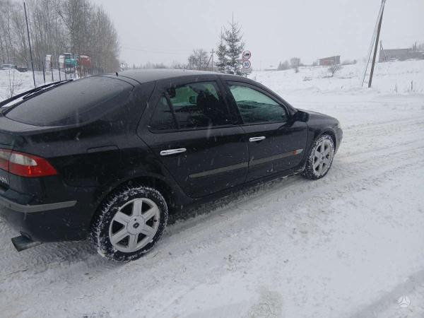 Melns Renault Laguna 2005 Šilalė, ar dzinēja tilpumu 1.90 L un nobraukumu 10 tūkst. km par 1100 €, foto 3 vietnē AUTOMOTO.COM.LV