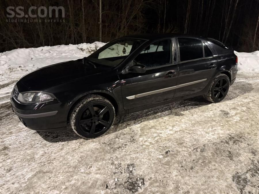 Melns Renault Laguna 2007 Rīga, ar dzinēja tilpumu 2.00 L un nobraukumu 241 tūkst. km par 1200 €, foto 7 vietnē AUTOMOTO.COM.LV