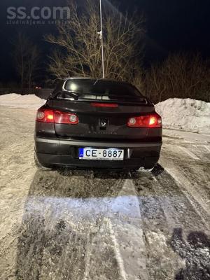 Melns Renault Laguna 2007 Rīga, ar dzinēja tilpumu 2.00 L un nobraukumu 241 tūkst. km par 1200 €, foto 8 vietnē AUTOMOTO.COM.LV