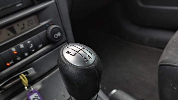 Melns Renault Laguna 2005 Rīga, ar dzinēja tilpumu 1.90 L un nobraukumu 251 tūkst. km par 1690 €, foto 4 vietnē AUTOMOTO.COM.LV