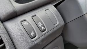 Melns Renault Laguna 2005 Rīga, ar dzinēja tilpumu 1.90 L un nobraukumu 251 tūkst. km par 1690 €, foto 18 vietnē AUTOMOTO.COM.LV