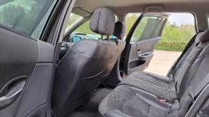 Melns Renault Laguna 2005 Rīga, ar dzinēja tilpumu 1.90 L un nobraukumu 251 tūkst. km par 1690 €, foto 34 vietnē AUTOMOTO.COM.LV
