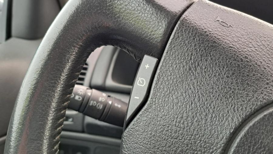 Melns Renault Laguna 2005 Rīga, ar dzinēja tilpumu 1.90 L un nobraukumu 251 tūkst. km par 1690 €, foto 39 vietnē AUTOMOTO.COM.LV