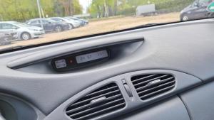 Melns Renault Laguna 2005 Rīga, ar dzinēja tilpumu 1.90 L un nobraukumu 251 tūkst. km par 1690 €, foto 41 vietnē AUTOMOTO.COM.LV