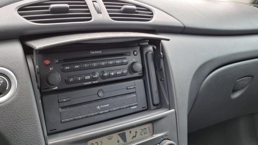 Melns Renault Laguna 2005 Rīga, ar dzinēja tilpumu 1.90 L un nobraukumu 251 tūkst. km par 1690 €, foto 44 vietnē AUTOMOTO.COM.LV
