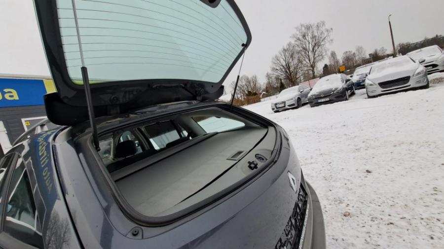 Melns Renault Laguna 2005 Rīga, ar dzinēja tilpumu 1.90 L un nobraukumu 251 tūkst. km par 1690 €, foto 54 vietnē AUTOMOTO.COM.LV