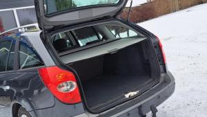 Melns Renault Laguna 2005 Rīga, ar dzinēja tilpumu 1.90 L un nobraukumu 251 tūkst. km par 1690 €, foto 55 vietnē AUTOMOTO.COM.LV