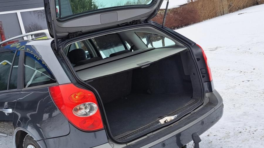 Melns Renault Laguna 2005 Rīga, ar dzinēja tilpumu 1.90 L un nobraukumu 251 tūkst. km par 1690 €, foto 55 vietnē AUTOMOTO.COM.LV
