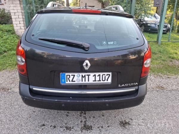 Black Renault Laguna 2006 in Daugavpils, with an engine capacity of 2.20 L and mileage of 290 thousand km for 1200 €, photo 4 on AUTOMOTO.COM.LV