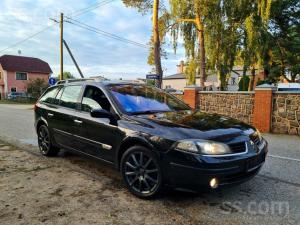 Black Renault Laguna 2006 in Daugavpils, with an engine capacity of 2.20 L and mileage of 276 thousand km for 899 €, photo 5 on AUTOMOTO.COM.LV