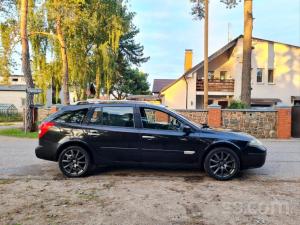 Black Renault Laguna 2006 in Daugavpils, with an engine capacity of 2.20 L and mileage of 276 thousand km for 899 €, photo 10 on AUTOMOTO.COM.LV