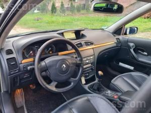 Black Renault Laguna 2006 in Daugavpils, with an engine capacity of 2.20 L and mileage of 276 thousand km for 899 €, photo 12 on AUTOMOTO.COM.LV