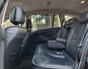 Black Renault Laguna 2006 in Daugavpils, with an engine capacity of 2.20 L and mileage of 276 thousand km for 899 €, photo 16 on AUTOMOTO.COM.LV
