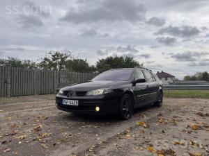 Melns Renault Laguna 2006 Jēkabpils, ar dzinēja tilpumu 1.90 L un nobraukumu 350 tūkst. km par 1300 €, foto  vietnē AUTOMOTO.COM.LV
