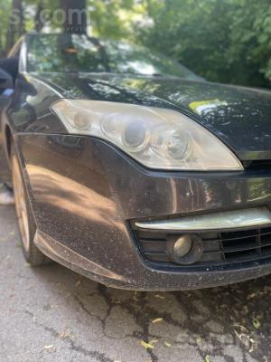 Melns Renault Laguna 2007 Rīga, ar dzinēja tilpumu 2.00 L un nobraukumu 276 tūkst. km par 850 €, foto 4 vietnē AUTOMOTO.COM.LV