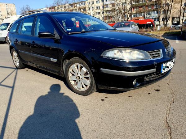 Black Renault Laguna 2007 in Vilnius, with an engine capacity of 2.00 L and mileage of 158 thousand km for 999 €, photo 8 on AUTOMOTO.COM.LV