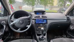 Black Renault Laguna 2007 in Tallinn, with an engine capacity of 2.20 L and mileage of 250 thousand km for 1299 €, photo 10 on AUTOMOTO.COM.LV
