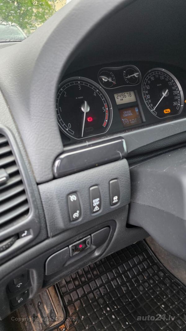 Melns Renault Laguna 2007 Tallina, ar dzinēja tilpumu 2.20 L un nobraukumu 250 tūkst. km par 1299 €, foto 10 vietnē AUTOMOTO.COM.LV