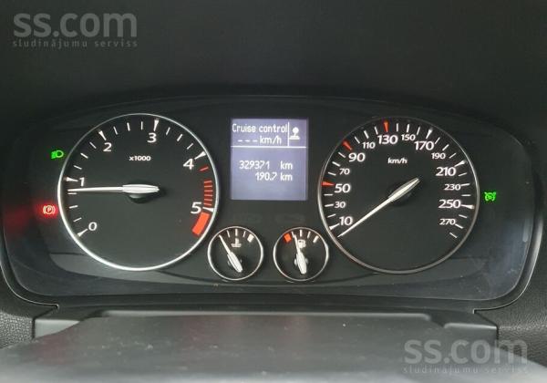 Melns Renault Laguna 2008 Tukums, ar dzinēja tilpumu 2.00 L un nobraukumu 329 tūkst. km par 2100 €, foto 7 vietnē AUTOMOTO.COM.LV