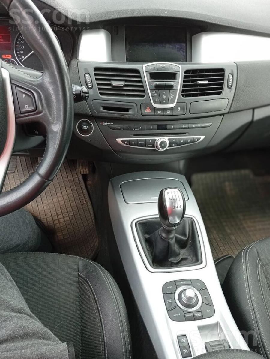 Melns Renault Laguna 2008 Ogre, ar dzinēja tilpumu 2.00 L un nobraukumu 372 tūkst. km par 1250 €, foto 10 vietnē AUTOMOTO.COM.LV