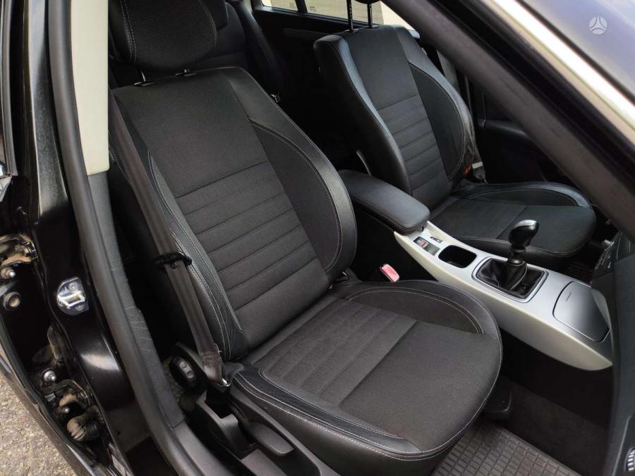 Melns Renault Laguna 2008 Molėtai, ar dzinēja tilpumu 2.00 L un nobraukumu 278 tūkst. km par 2100 €, foto 11 vietnē AUTOMOTO.COM.LV