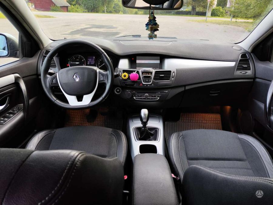 Melns Renault Laguna 2008 Molėtai, ar dzinēja tilpumu 2.00 L un nobraukumu 278 tūkst. km par 2100 €, foto 13 vietnē AUTOMOTO.COM.LV