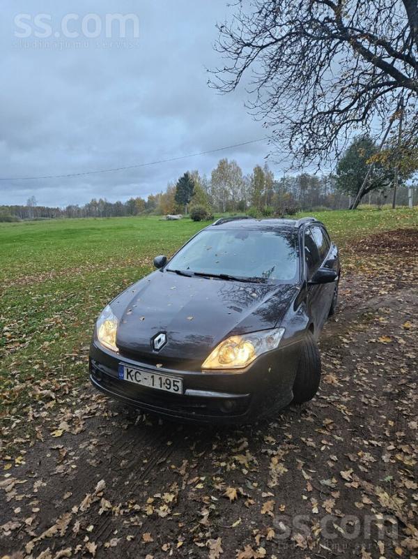 Black Renault Laguna 2008 in Valka, with an engine capacity of 2.00 L and mileage of 354 thousand km for 1500 €, photo 3 on AUTOMOTO.COM.LV
