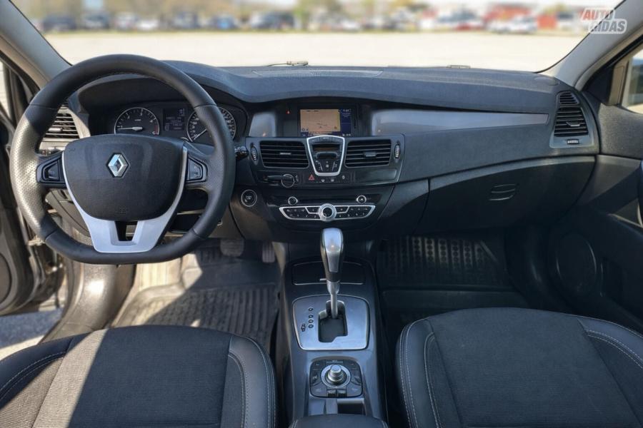 Melns Renault Laguna 2009 Kauņa, ar dzinēja tilpumu 2.00 L un nobraukumu 330 tūkst. km par 2000 €, foto 11 vietnē AUTOMOTO.COM.LV