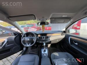 Melns Renault Laguna 2009 Talsi, ar dzinēja tilpumu 2.00 L un nobraukumu 266 tūkst. km par 2570 €, foto 11 vietnē AUTOMOTO.COM.LV