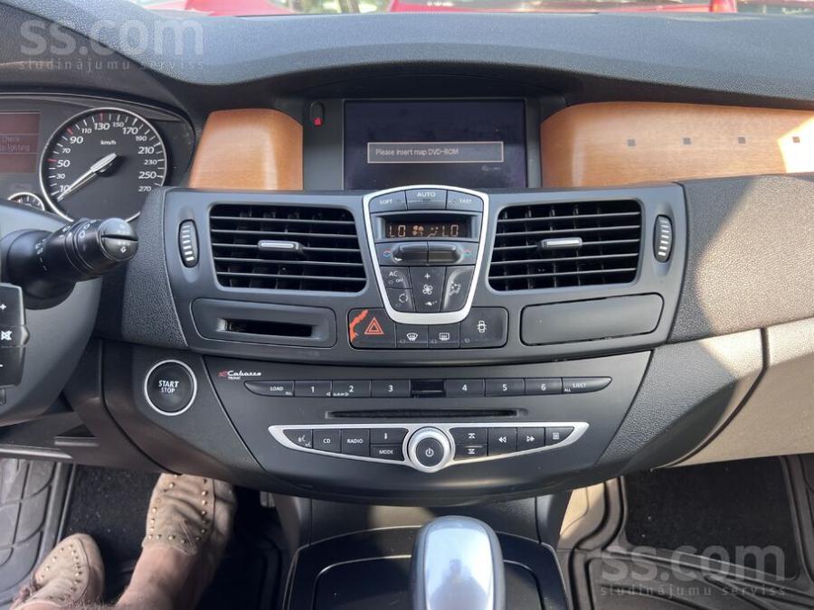 Melns Renault Laguna 2009 Talsi, ar dzinēja tilpumu 2.00 L un nobraukumu 266 tūkst. km par 2570 €, foto 15 vietnē AUTOMOTO.COM.LV