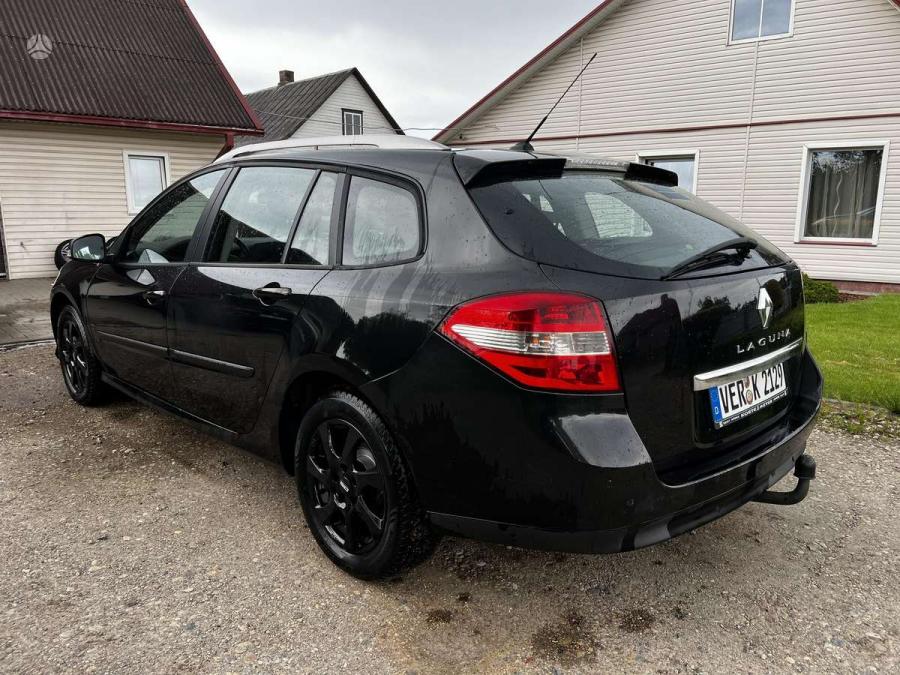 Melns Renault Laguna 2009 Ukmergė, ar dzinēja tilpumu 1.50 L un nobraukumu 300 tūkst. km par 1250 €, foto 4 vietnē AUTOMOTO.COM.LV