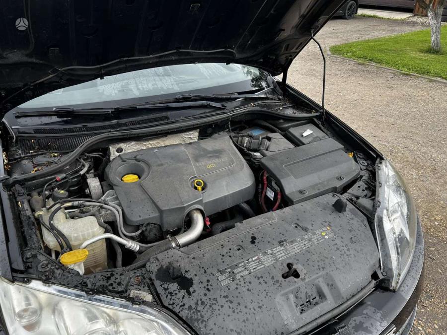 Melns Renault Laguna 2009 Ukmergė, ar dzinēja tilpumu 1.50 L un nobraukumu 300 tūkst. km par 1250 €, foto 12 vietnē AUTOMOTO.COM.LV