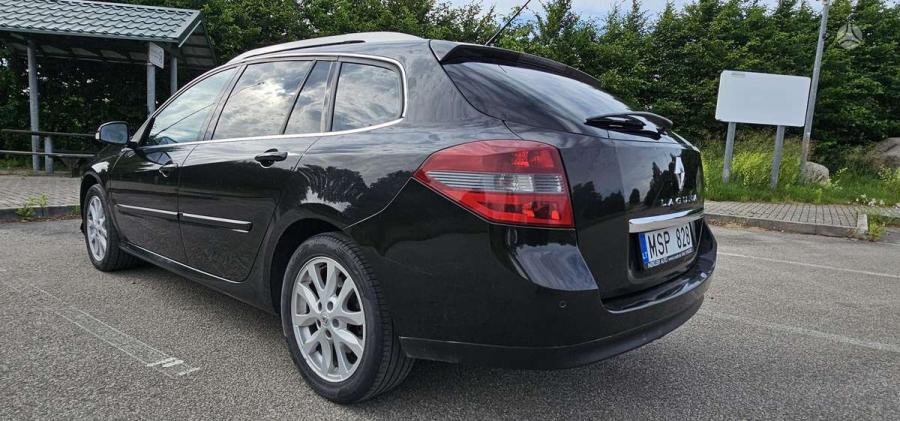 Melns Renault Laguna 2009 Mažeikiai, ar dzinēja tilpumu 1.46 L un nobraukumu 239 tūkst. km par 3200 €, foto 7 vietnē AUTOMOTO.COM.LV