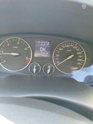 Melns Renault Laguna 2009 Viļņa, ar dzinēja tilpumu 2.00 L un nobraukumu 271 tūkst. km par 2400 €, foto 11 vietnē AUTOMOTO.COM.LV