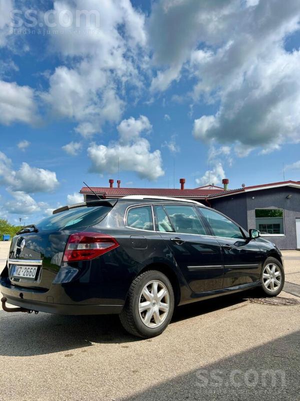 Black Renault Laguna 2010 in Dobele, with an engine capacity of 1.50 L and mileage of 391 thousand km for 900 €, photo 3 on AUTOMOTO.COM.LV