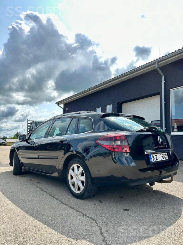Black Renault Laguna 2010 in Dobele, with an engine capacity of 1.50 L and mileage of 391 thousand km for 900 €, photo 4 on AUTOMOTO.COM.LV