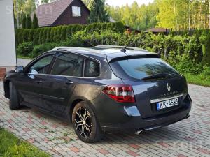 Black Renault Laguna 2010 in Riga, with an engine capacity of 2.00 L and mileage of 208 thousand km for 4000 €, photo 3 on AUTOMOTO.COM.LV