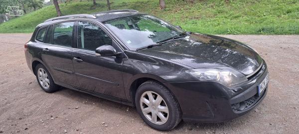 Black Renault Laguna 2010 in Druskininkai, with an engine capacity of 1.50 L and mileage of 274 thousand km for 2400 €, photo 2 on AUTOMOTO.COM.LV