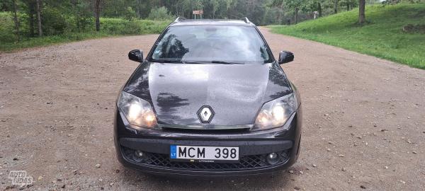 Black Renault Laguna 2010 in Druskininkai, with an engine capacity of 1.50 L and mileage of 274 thousand km for 2400 €, photo 3 on AUTOMOTO.COM.LV