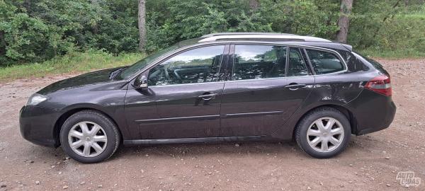 Black Renault Laguna 2010 in Druskininkai, with an engine capacity of 1.50 L and mileage of 274 thousand km for 2400 €, photo 4 on AUTOMOTO.COM.LV