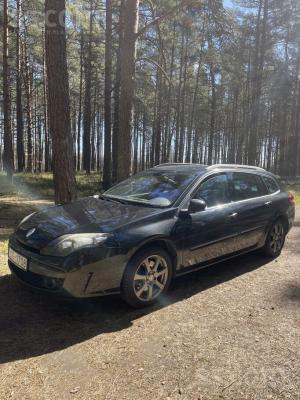 Melns Renault Laguna 2010 Jūrmala, ar dzinēja tilpumu 2.00 L un nobraukumu 187 tūkst. km par 5000 €, foto 5 vietnē AUTOMOTO.COM.LV