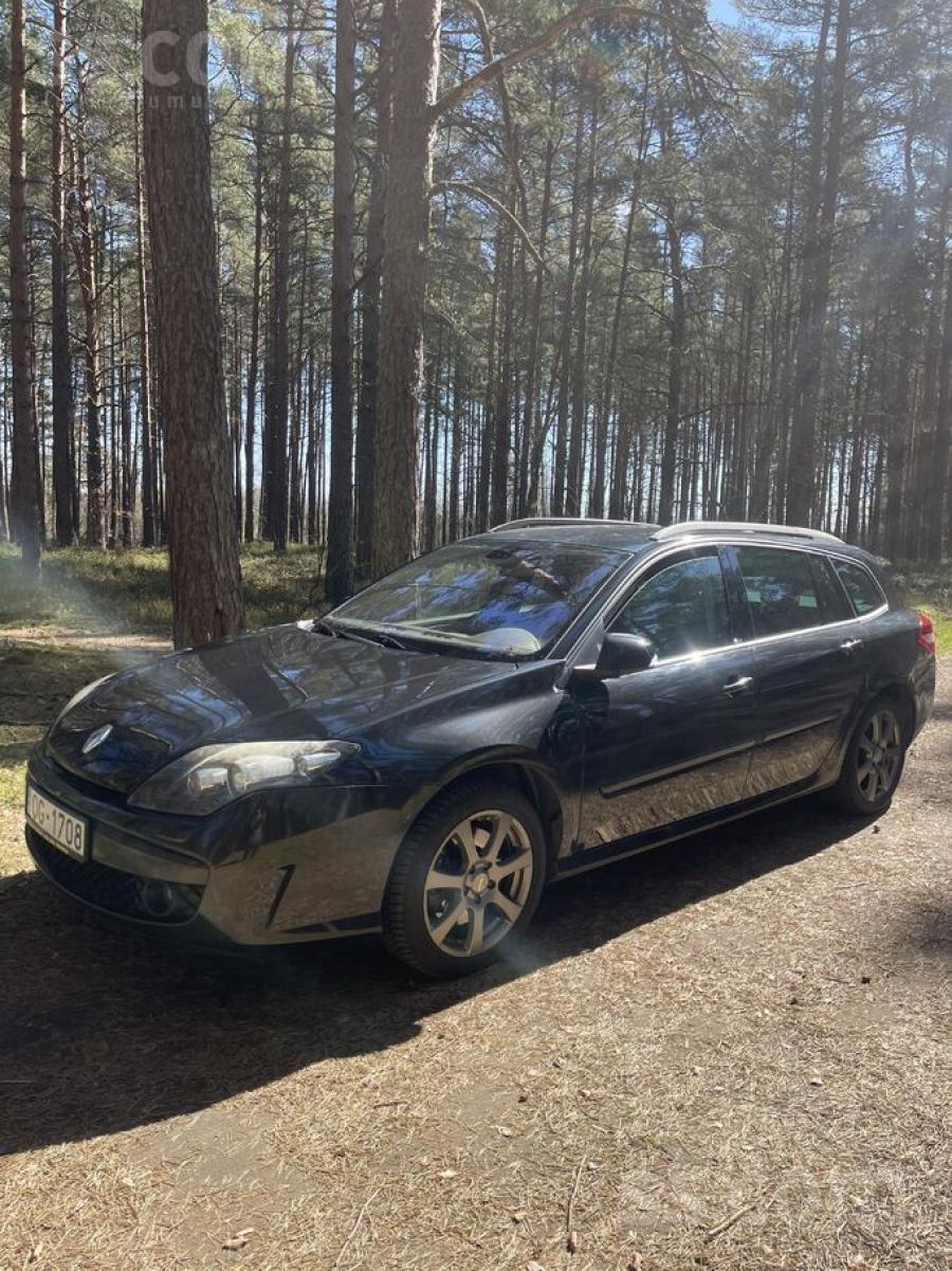 Melns Renault Laguna 2010 Jūrmala, ar dzinēja tilpumu 2.00 L un nobraukumu 187 tūkst. km par 5000 €, foto 5 vietnē AUTOMOTO.COM.LV